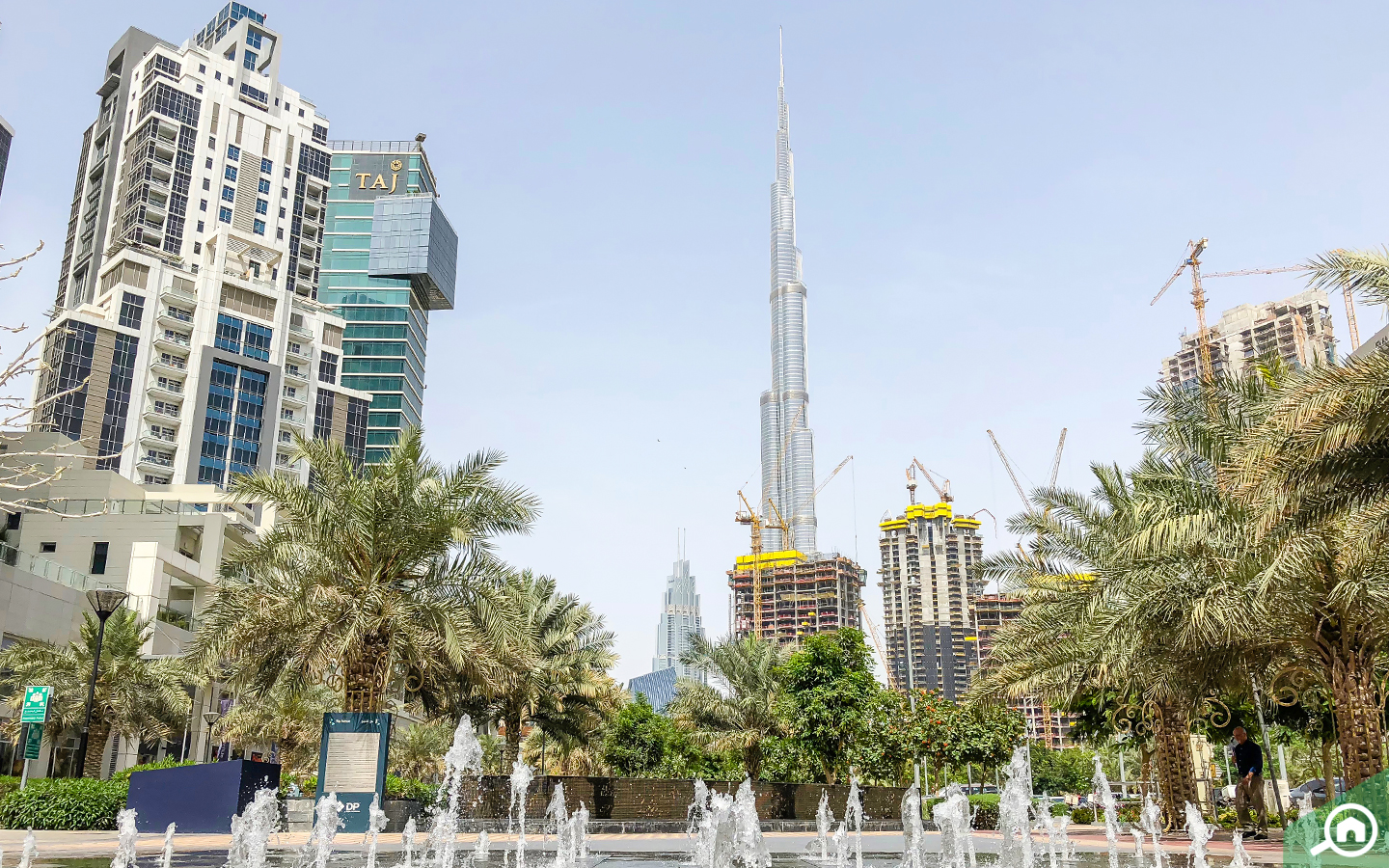 Falcon Tower, Dubai Guide | Bayut