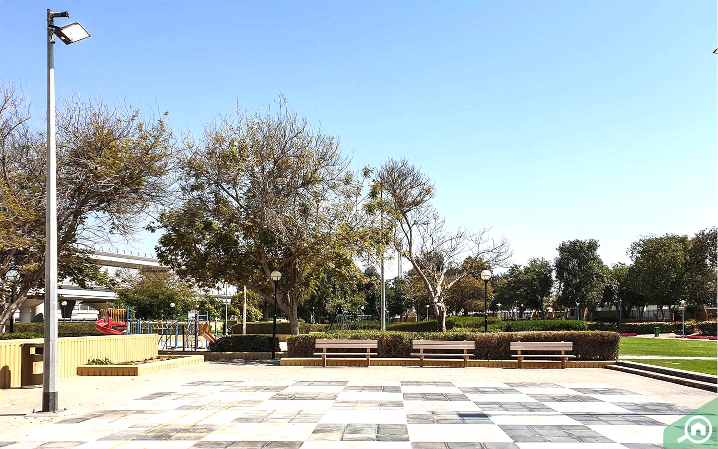 Ajman Corniche Residences Building Guide | Bayut