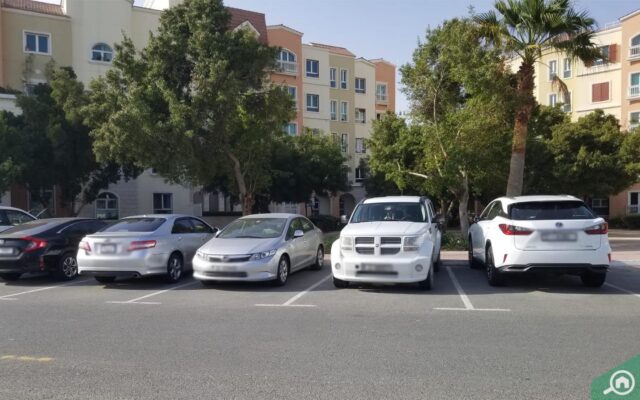 Building 68 Discovery Gardens Guide | Bayut